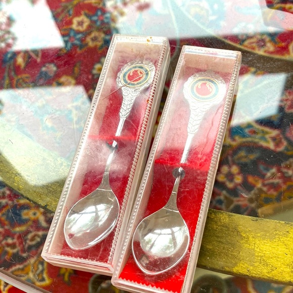 Vintage | Accents | Knoxville 982 Collector Spoons Set Of Two In Case ...